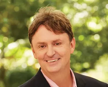 Charlie Pigott - Elite 100 Agents