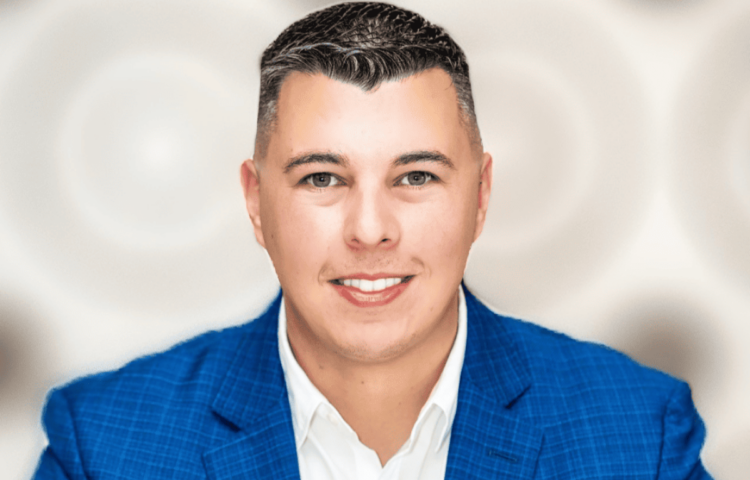 Michael Valencia - Elite 100 Agents